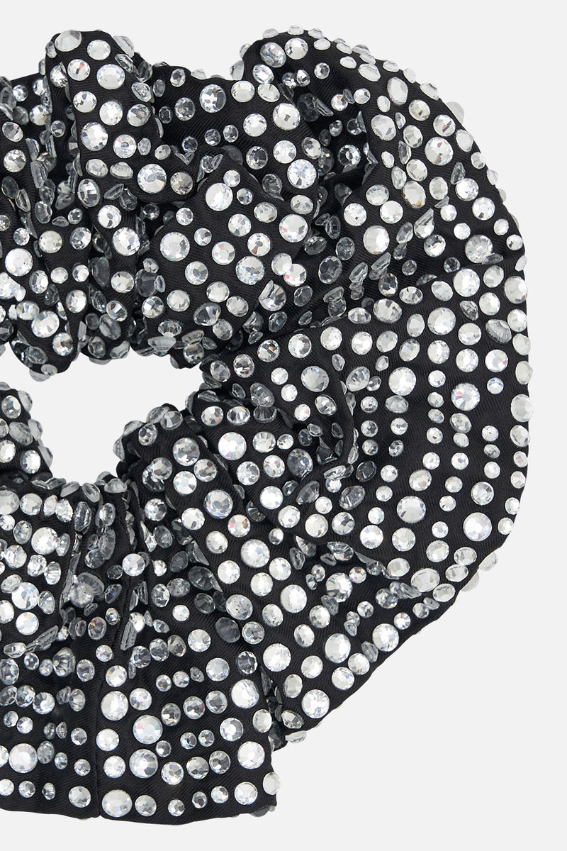 Crystal Scrunchie, Untamed Royalty | CAMILLA AU – CAMILLA