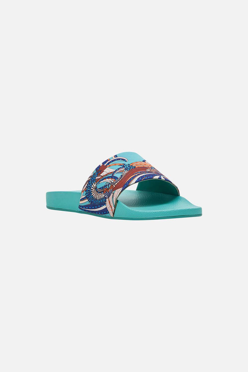 The Oasis Oracle Amelia Pool Slides| CAMILLA AU – CAMILLA