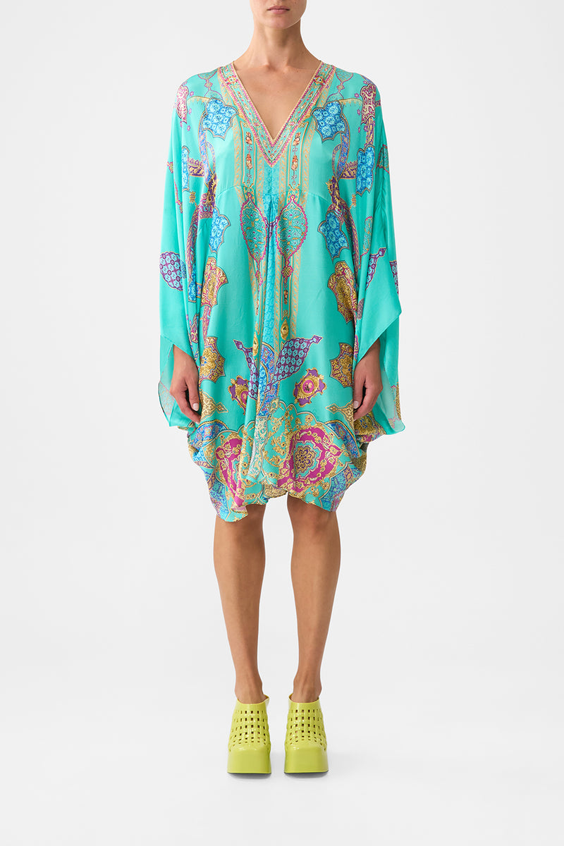 The Concubines Corridor T Shape Short Kaftan | CAMILLA AU – CAMILLA