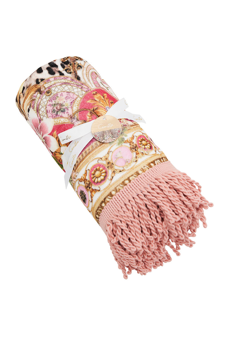 Rectangle Towel With Fringe | CAMILLA AU – CAMILLA