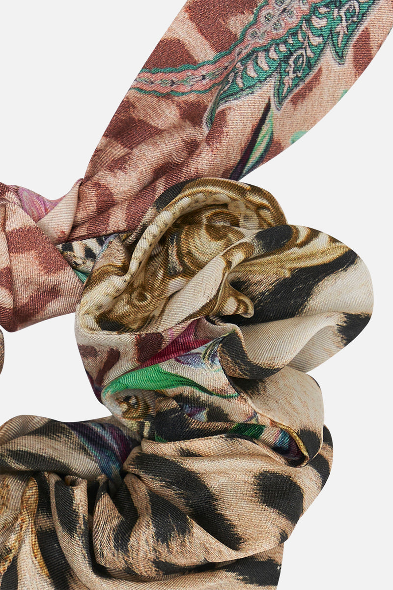 Scrunchie, Queen Atlantis | CAMILLA AU – CAMILLA