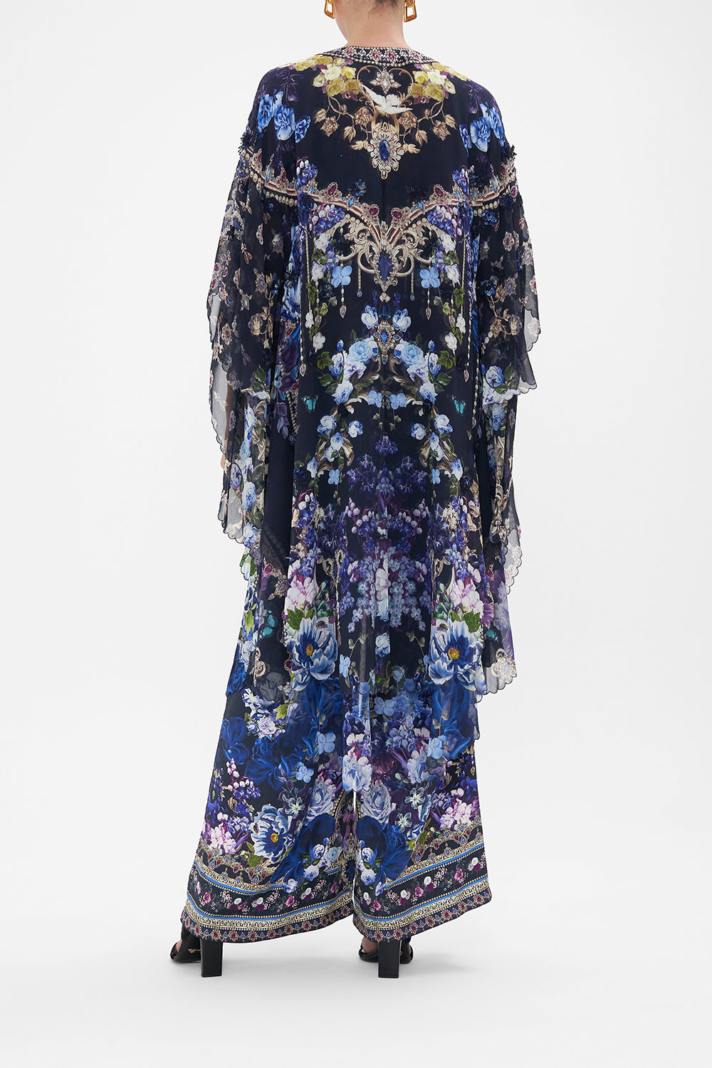 Scalloped Edge Layer, Obsidian Bloom | CAMILLA AU – CAMILLA