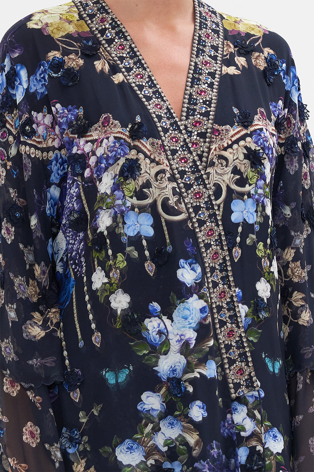 Scalloped Edge Layer, Obsidian Bloom | CAMILLA AU – CAMILLA