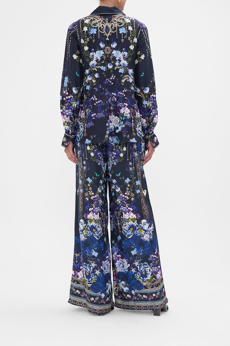 Curved Collar Blouse, Obsidian Bloom | CAMILLA AU – CAMILLA